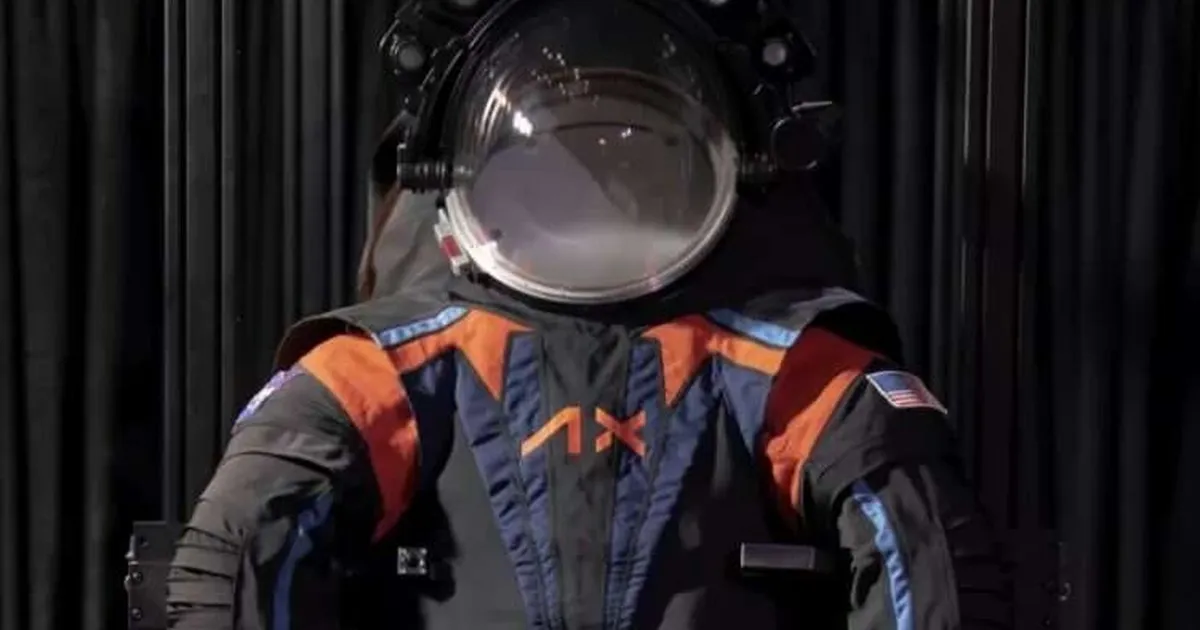 NASA yeni 'Uzay kıyafeti'ni tanıttı - GÜNEYBURSA