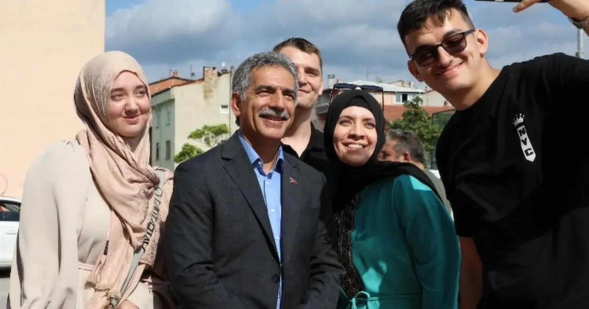 'Sesimi duyan var mı' projesi katılımcılarından Başkan Deviren'e ...